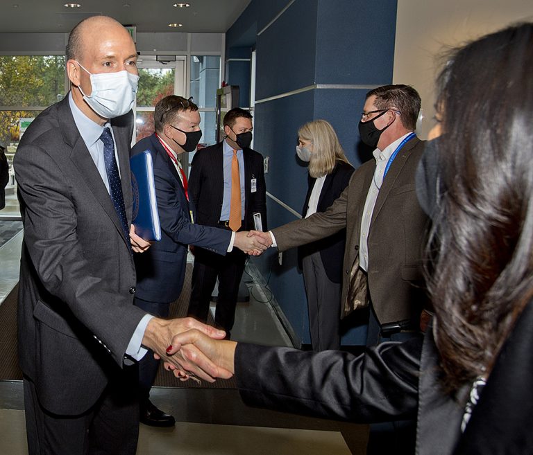 DOE Deputy Secretary David M. Turk visits California site – LabNews