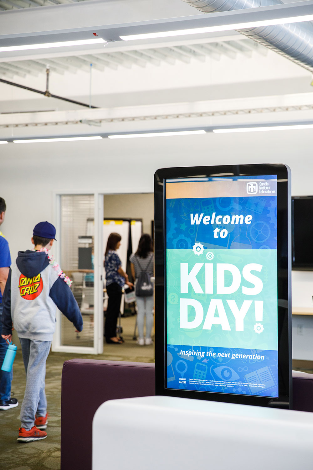 Record-setting Kids Day – LabNews