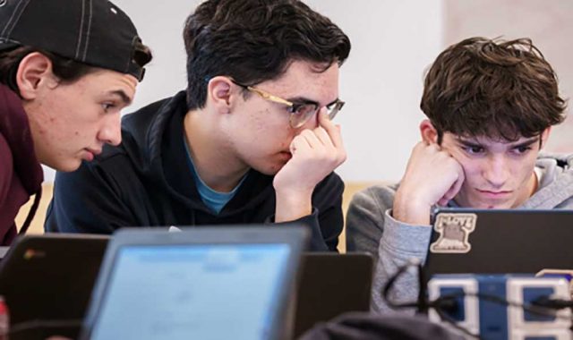 Inaugural Thunderbird Hacks hackathon sparks innovation – LabNews