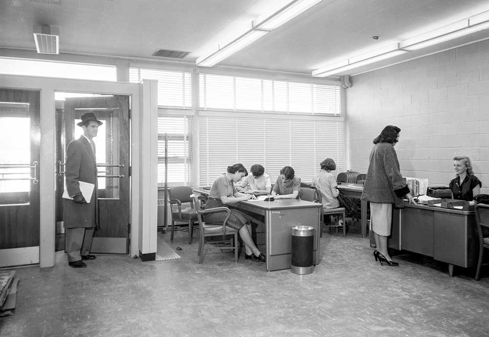 Then and now: Creative Services – LabNews